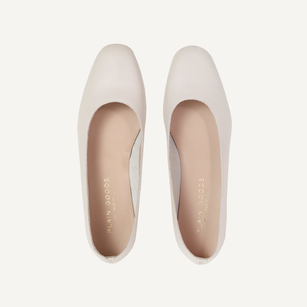 PLAIN GOODS PERFETTA FLATS - PARCHMENT